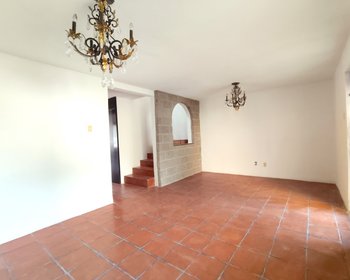 Casa La Luz: Stunning 4-Bedroom Home Near Centro & Amenities