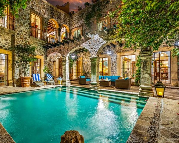 La Gran Casa del Parque: Finca colonial española de lujo en San Miguel